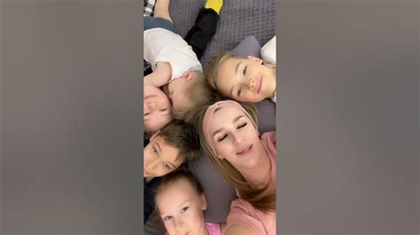 Наша семья Многодетная мама четыре сыночка и лапочка дочка😄 Youtube