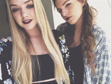 Maddi Taking A Selfie With One Of Her Best Friends Long Hair Styles