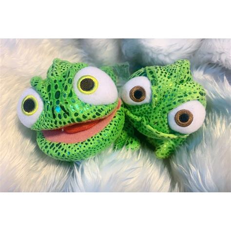 Tangled Pascal กิ้งก่า Dummydollzz Thaipick