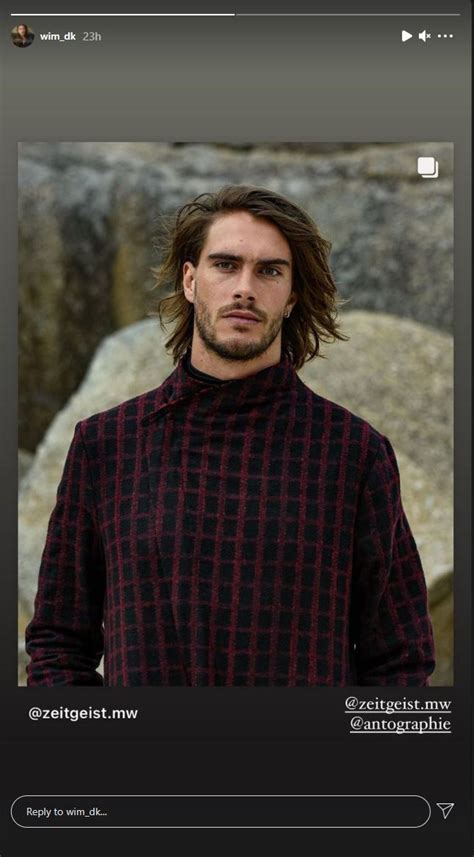 Pin By Miguel Figueiredo On Wim De Klerk Surfer Hair Surfer Poses