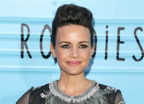Carla Guginos Fake Pixie Cut And How To Style It