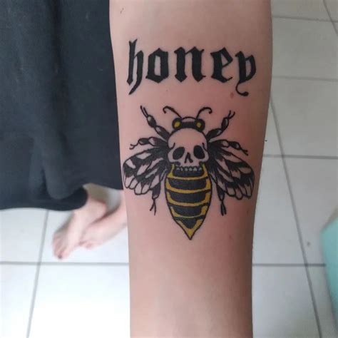 61 Ultimate Honey Bee Tattoo Designs For Best Inking Psycho Tats