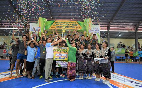 နိုင်ငံတော်စီမံအုပ်ချုပ်ရေးကောင်စီအဖွဲ့ဝင် ဒေါ်ဒွဲဘူ မြစ်ကြီးနားမြို့ရ