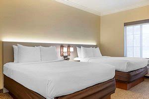 Comfort Suites Oceanside Camp Pendleton Area Prices And Hotel Reviews Ca