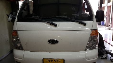 부산24시카센타봉고3 출력부족에어컨고장매연발생터보교환및에어컨콤푸레샤정비로 입고부산 수영구 망미동 베테랑자동차정비