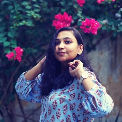 Abinaya Radhakrishnan Vjabinayaa • Threads Say More