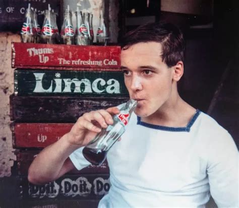 Police Dig Up Car Park In Search For Missing Teen 18 Feared Victim Of