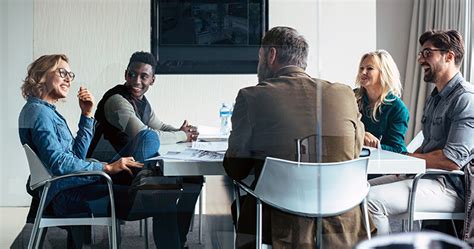 Why Seamless Sales To Customer Success Handoff Processes Are Essential To Your Business