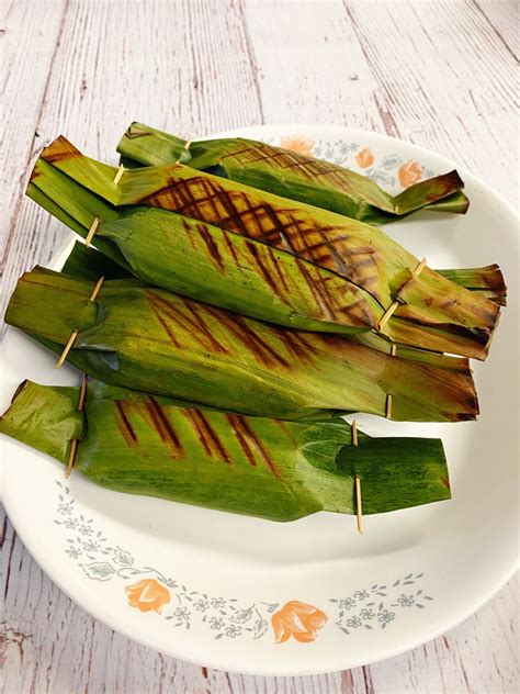 Khao Niew Ping At Rod D By Sitti Boston