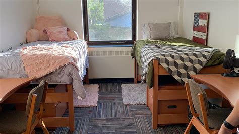 Frances Baker Hall Housing Rit