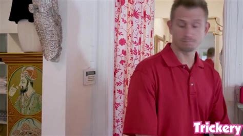 Trickery Bree Daniels Blowjob And Sex With A Store Clerk