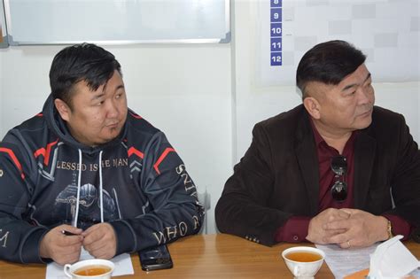 Өнөр бүл хүүхдийн төвөөс насанд хүрээд халамжийн дараах үйлчилгээнд шилжин төгсөн гарсан 4