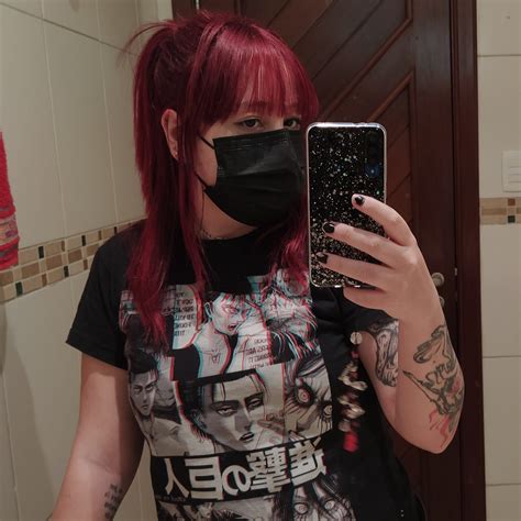 Marcela Marques Medium