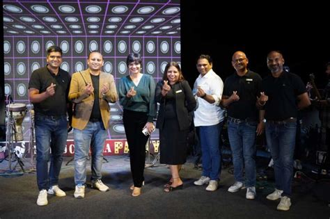 Amit Dalvi On Linkedin Teamwork Stagepresence Creativityunleashed