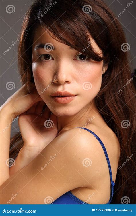 Headshot Di Bella Giovane Ragazza Giapponese Fotografia Stock Immagine Di Interno Persona