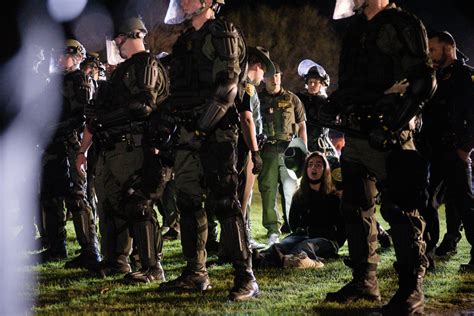 Police Break Up Pro Palestinian Protest At Dartmouth College 90