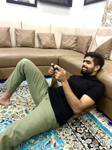 𝗛𝗮𝗦ēē𝗕 𝗣ø𝗦𝘁î𝗻𝗴🇵🇰 Haseebktweet Twitter