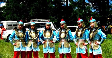 АЛУНГОО ЭХИЙН СУРГААЛИЙН БАЯР 7 Р САРЫН 28 30 ӨДРҮҮДЭД