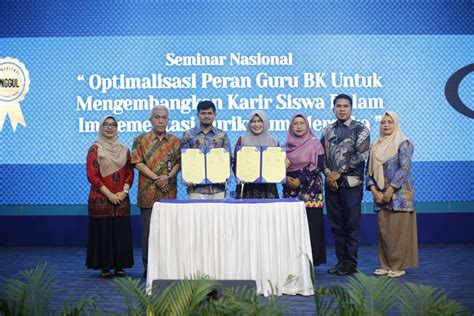 Prodi BK FKIP UMSU Gelar Seminar Nasional “Optimalisasi Peran Guru BK untuk Mengembangkan Karir ...