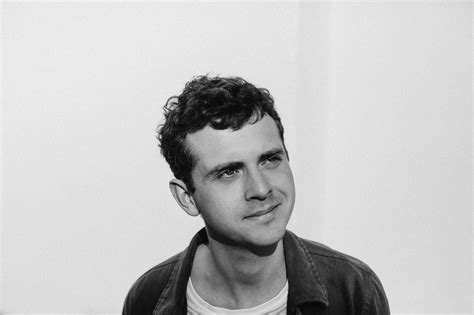 Premiere Charlie Straw Embraces Vulnerability In Blissful Broken