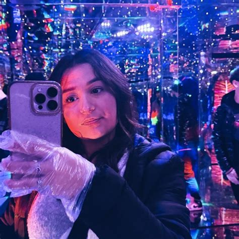 Allison Allison Olveraa Snapchat Stories Spotlight And Lenses