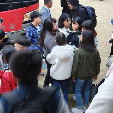 김인선 초딩 마지막학기 수학여행 오늘 내일 재미지게 놀다 오니라 Facebook