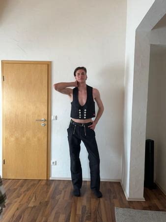 Sex Handyman 8 Pics XHamster