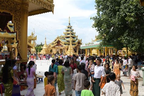 The Sacred Observances On Thadingyut Full Moon Day Abhidhamma Day Global New Light Of Myanmar