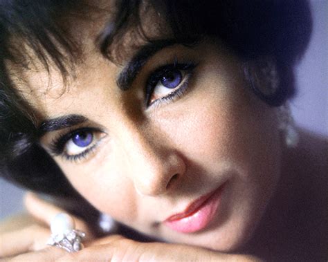 Elizabeth Taylor Eyes Violet Close Up