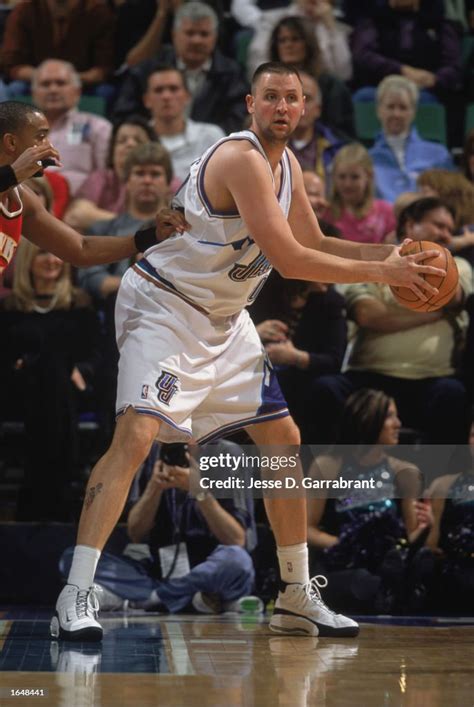 Greg Ostertag Of The Utah Jazz Looks To Pass During The Game Against