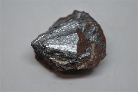 Pyrolusite Medium