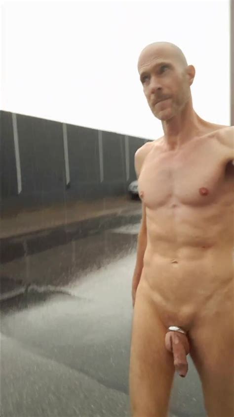 Naked In The Rain ThisVid
