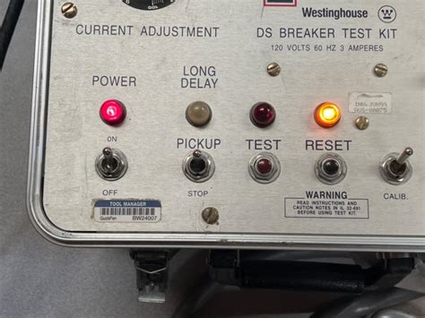 Cutler Hammer Ds Breaker Test Kit And Avo Model Ms 2 115 Circuit Breaker
