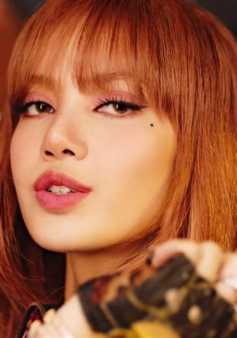 Lisa Pink Venom Mv Ünlüler Youtube