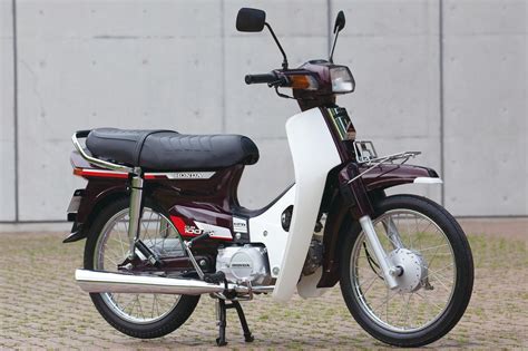 Honda Cubra Versi Sporty Dari Super Cub Automoto