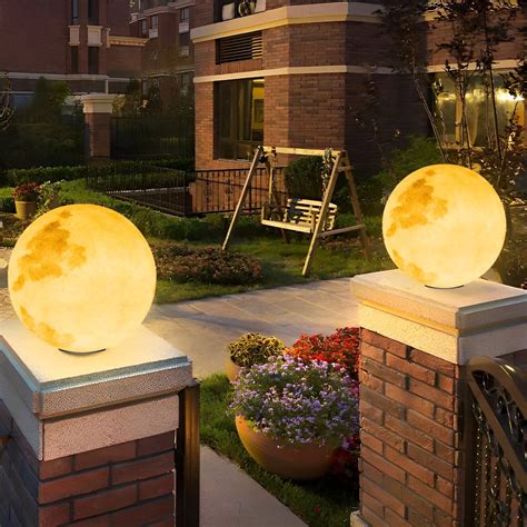 Waterproof Led Round Ball Moon Light Modern Solar Post Caps Lights With