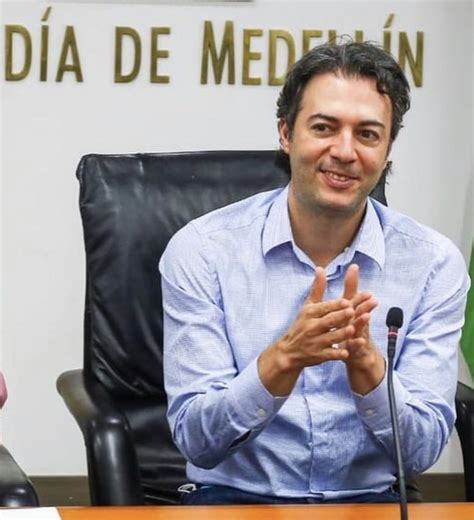 Recolección De Firmas Para La Revocatoria De Daniel Quintero Sigue El