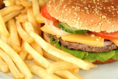 13 Foods You Should Never Eat If You Dont Want Cancer The Healthy