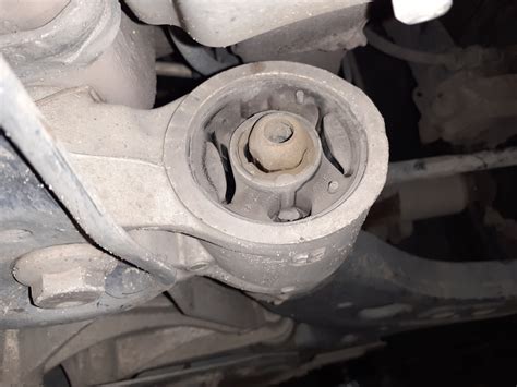 Какие сайлентблоки взять на замену — Skoda Fabia Combi Mk1, 1,4 л, 2008 ...
