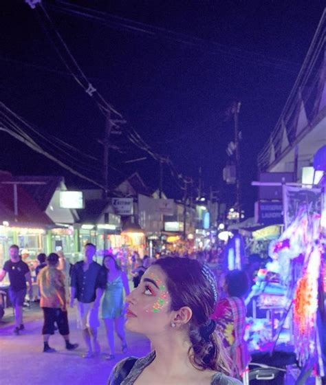 Nawal Saeed Enjoying Her Vacations In Thailand Reviewitpk