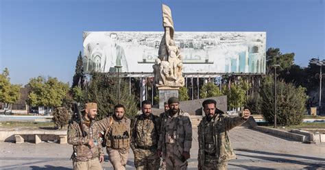 La Coalición De Yihadistas Y Rebeldes Nombra A Mohamed Al Bashir Como Encargado De Formar