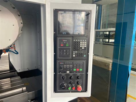 Bộ điều khiển CNC là gì Các loại bộ điều khiển máy CNC thông dụng