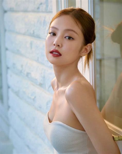 Jennie For Hera Beauty Sensual Powder Matte Lipstick 2022 Campaign