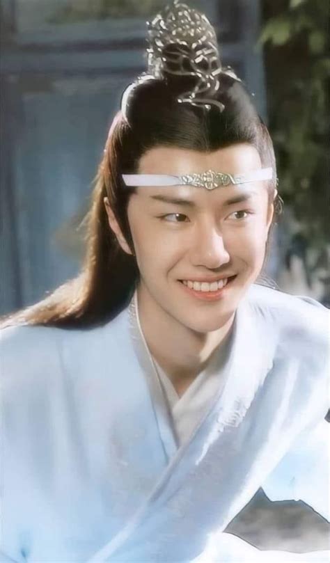 Pin By Veronica Morales On Wang Yibo And Xiao Zhan The Untamed Celebrity Crush Celebrities