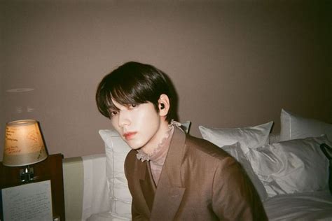 TOMORROW X TOGETHER OFFICIAL on Instagram: "Photo by TXT #1 SOOBIN #DREAMWEEK #드림위크 #수빈 #SOOBIN ...