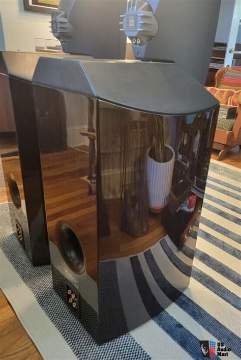 Jbl Synthesis Array Photo Us Audio Mart