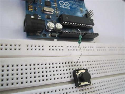 Cómo utilizar un interruptor de botón con arduino Paso askix