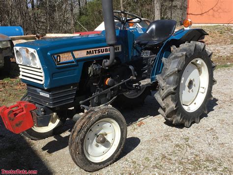 TractorData.com Mitsubishi D2000 tractor information