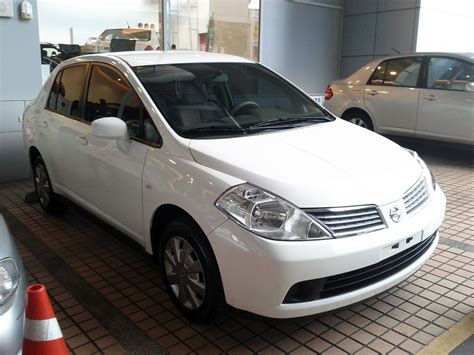tetsoukyl的blog 一台務實簡約耐看的好車 nissan tiida 4d 1 6