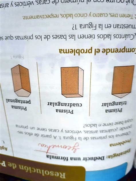 Solved Observa Las Prismas De La Figura 1 A Partir De Ellos Responde ¿cuantas Aristas